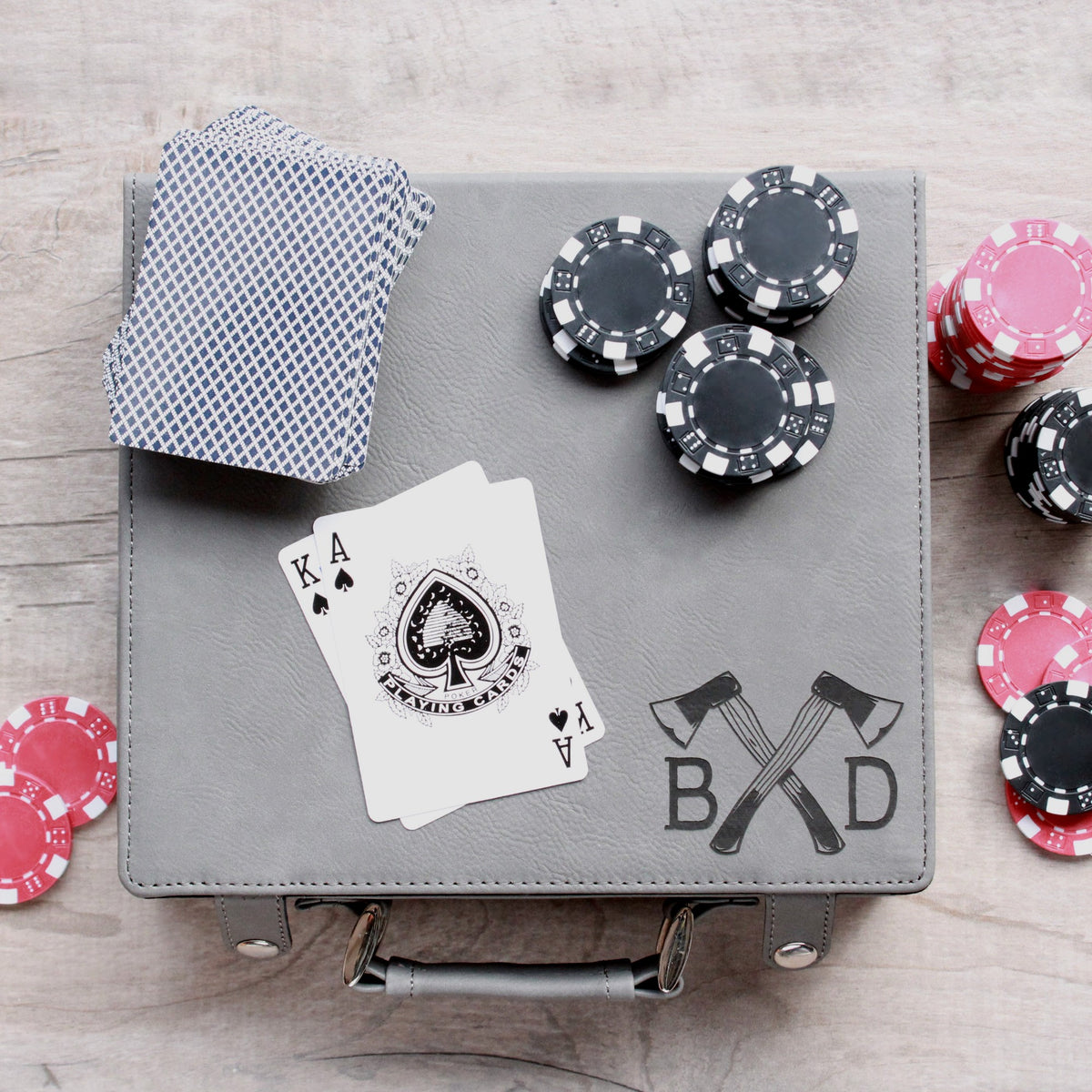 Vegan Leather Poker Set - Pomp & Revel