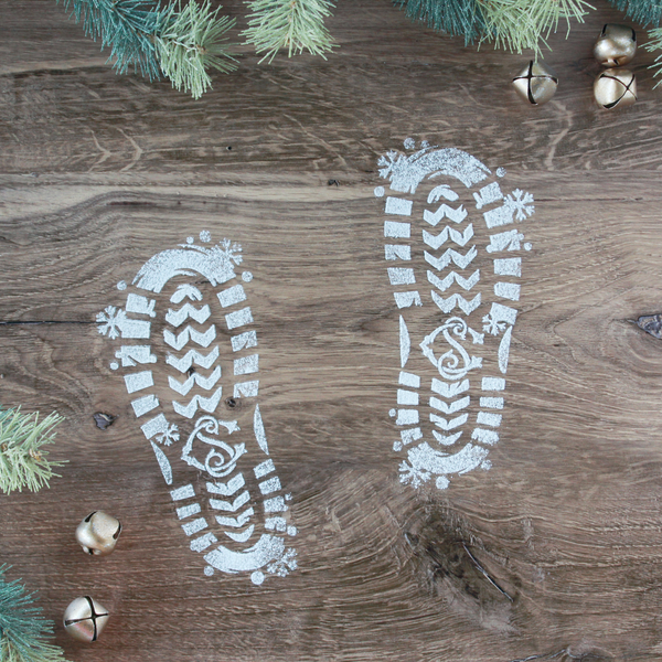 Santa Tracks - Pomp & Revel